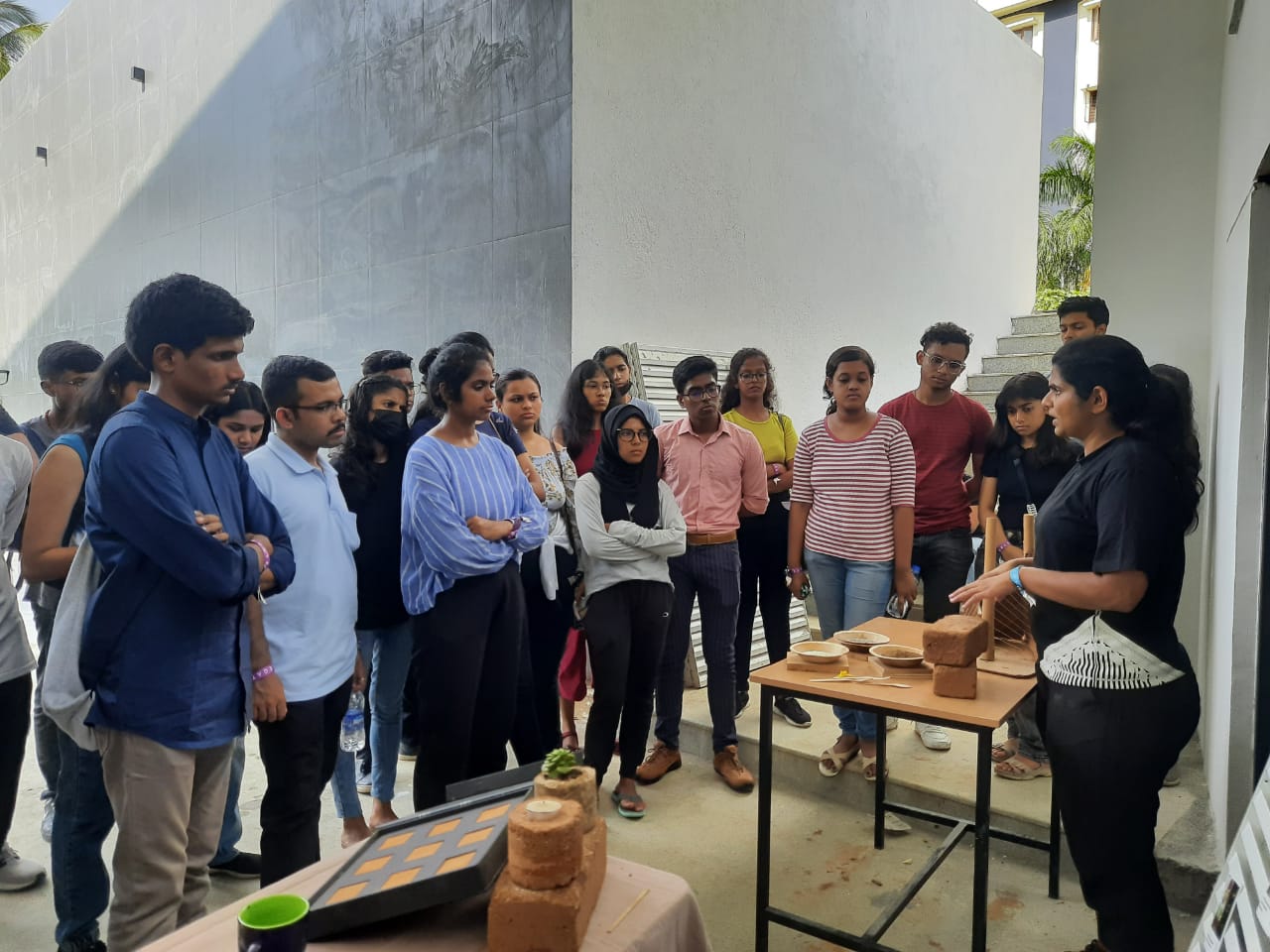 How to build architecture with mud | Best of Masons Ink | TADPod