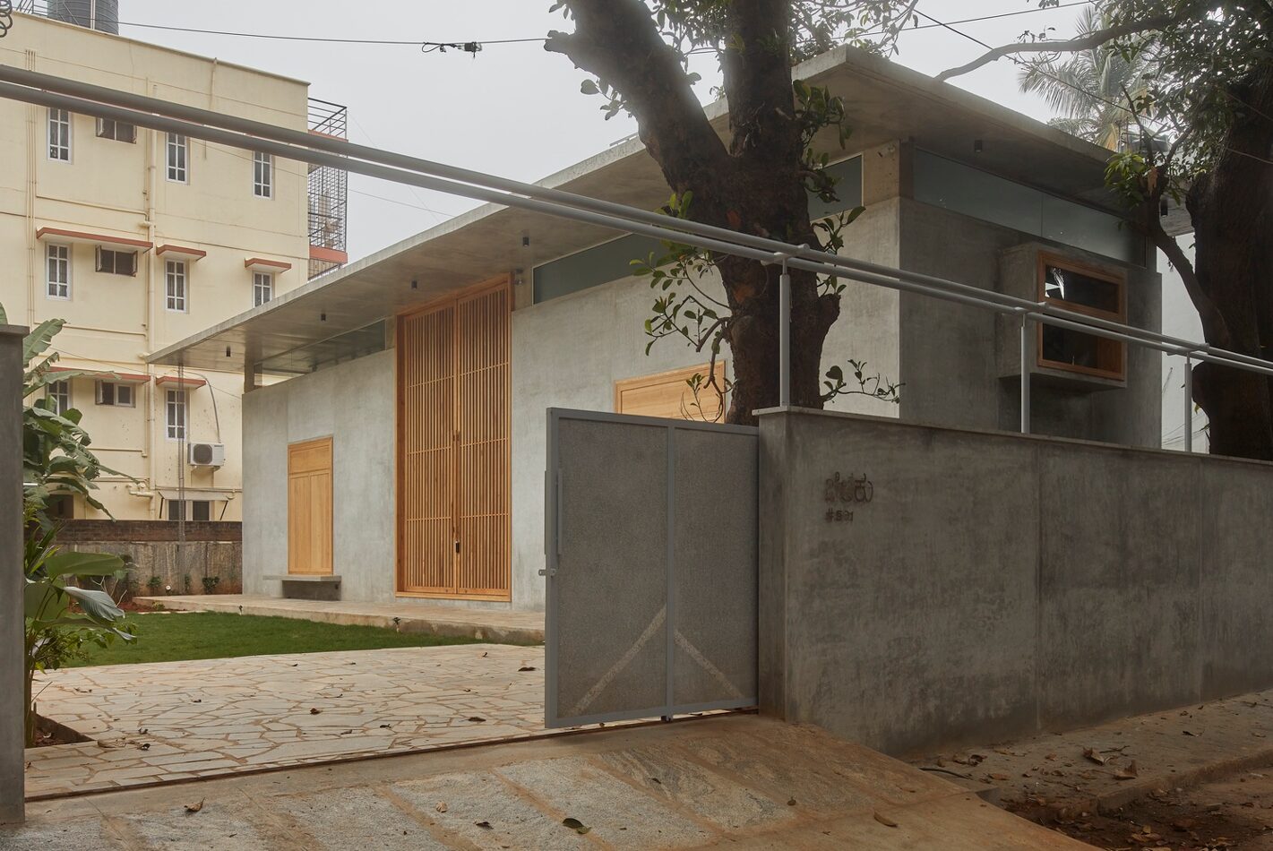 Cabin House Design: Where Modern Meets Vernacular | Taliesyn Design ...