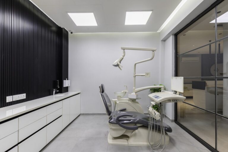 The Clinic Interiors Designed for a Dentist has Clean Geometry and ...