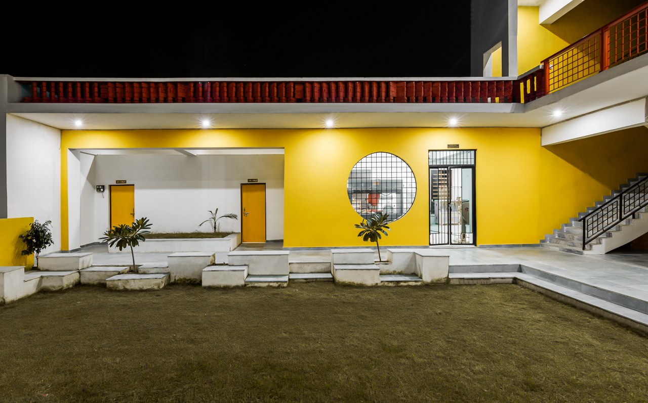 This Community Center in Agra Uplifts the Hub of Footwear Industry ...