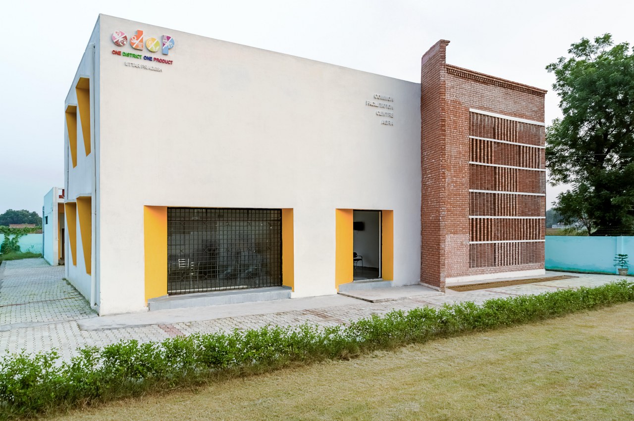 This Community Center in Agra Uplifts the Hub of Footwear Industry ...