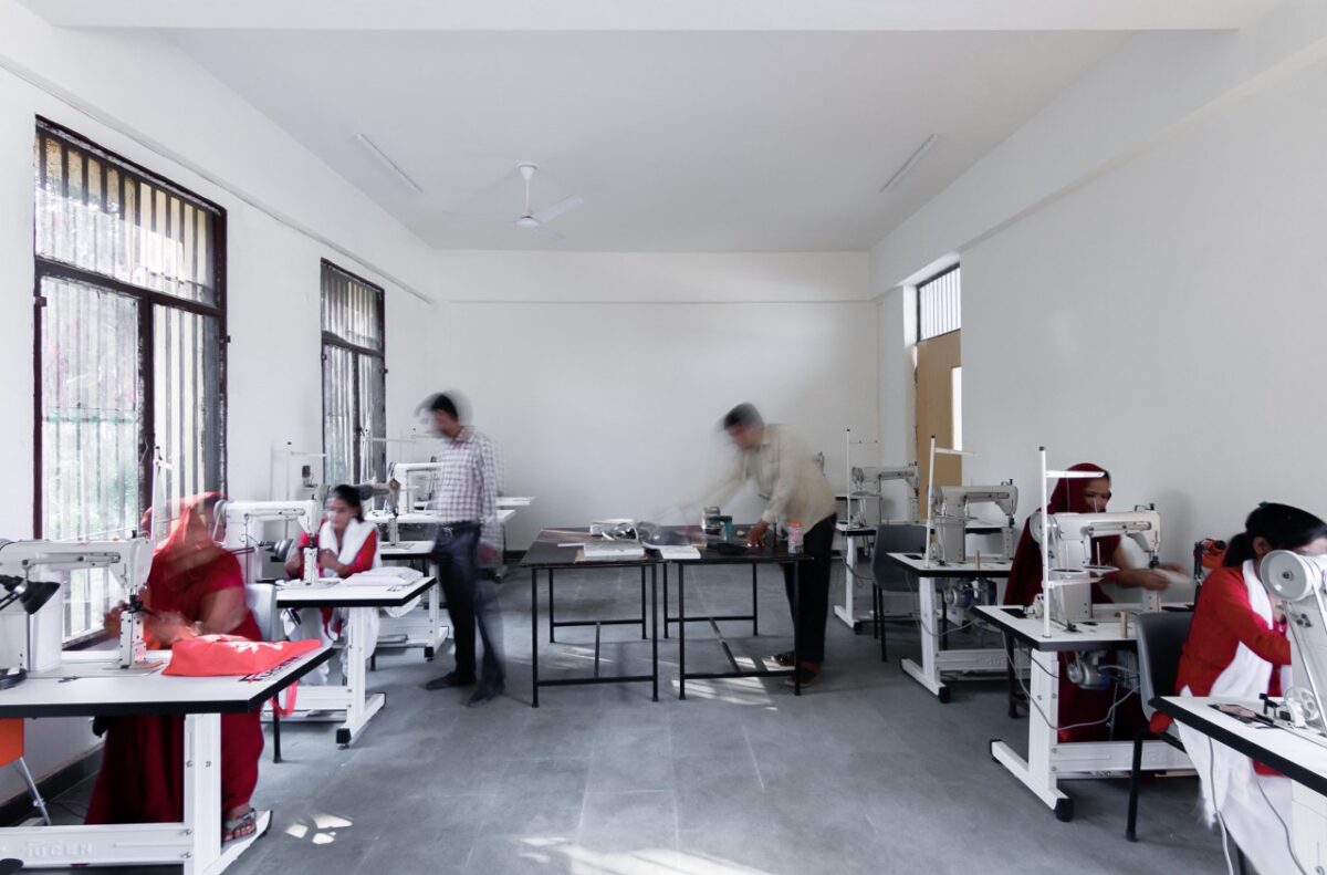 This Community Center in Agra Uplifts the Hub of Footwear Industry ...