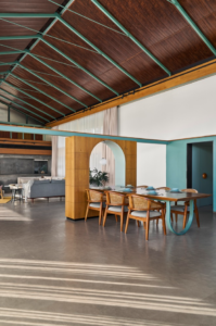 This Gable Roof House Welcomes One With The Sound of Flowing Water ...