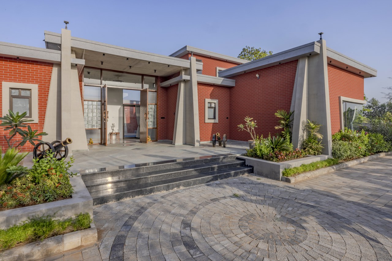 A Home in Baroda is Lost in a Sea of Dense Green | Shreesh Design ...