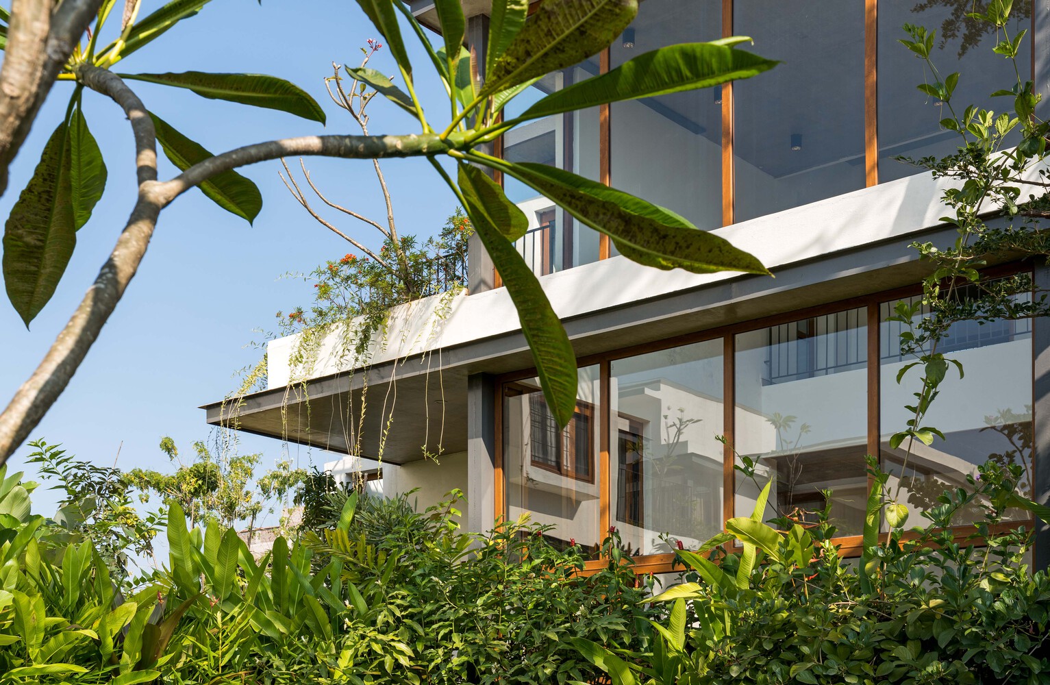 There Are Four Individual Homes Within A Large House Design | Avani ...