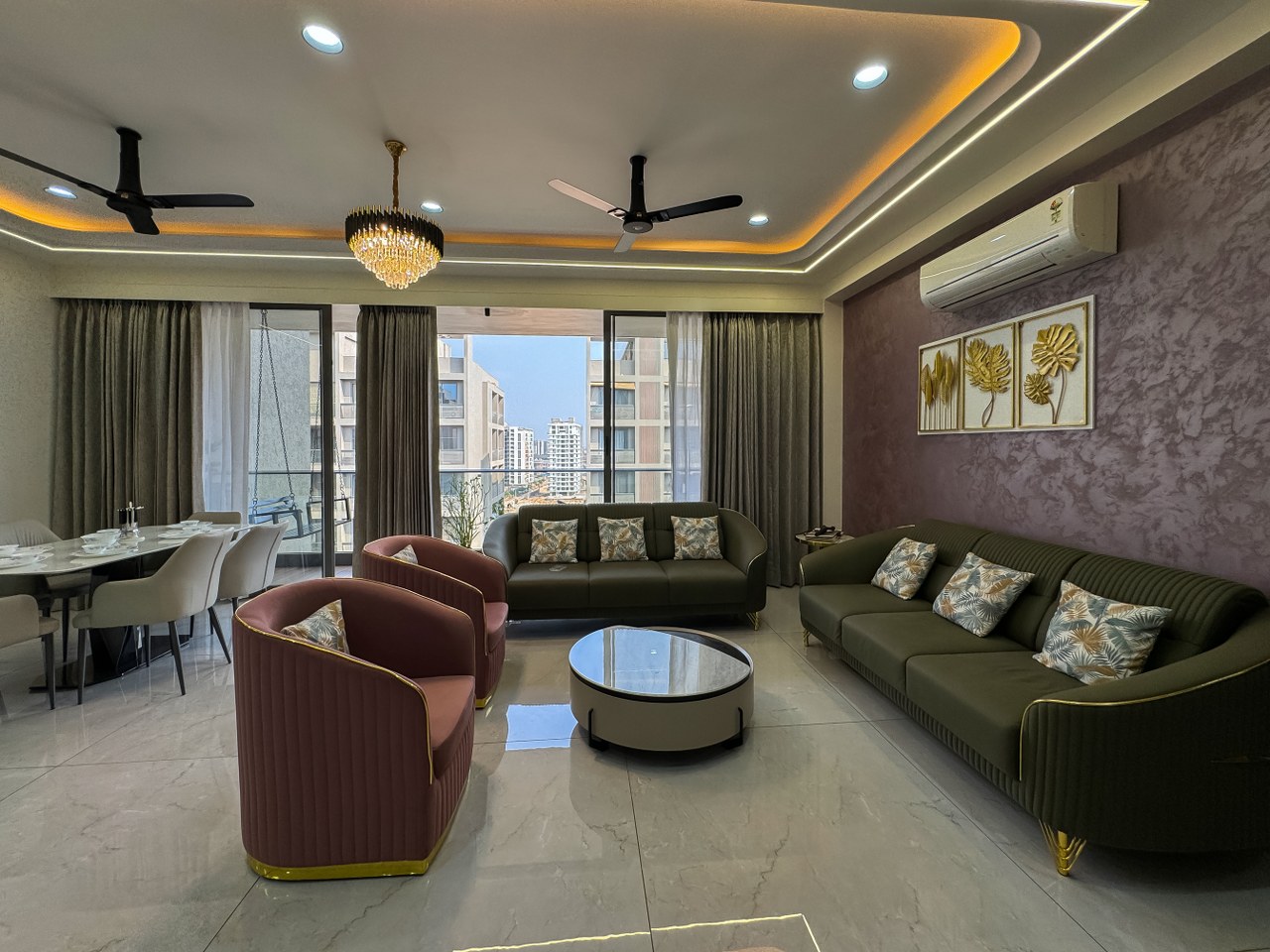 This Luxurious Home Design Embodies a Blend of Functionality and ...