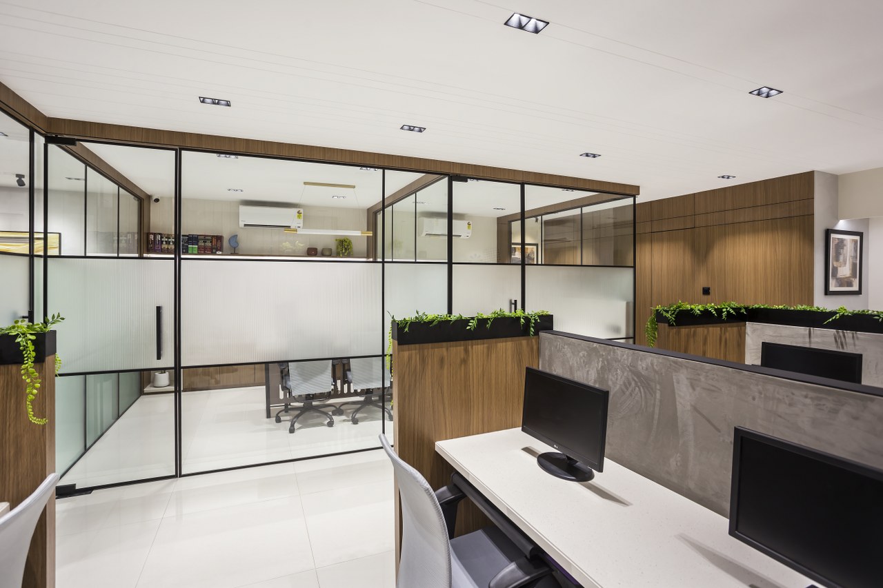 This Intelligent yet Modernist Office Makes the Space Brim with Life ...