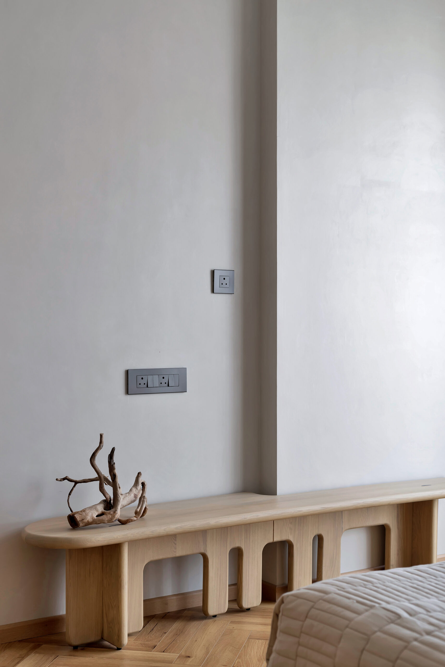 This Home Surrenders Itself to the Sheer Beauty of Muted Colors and ...