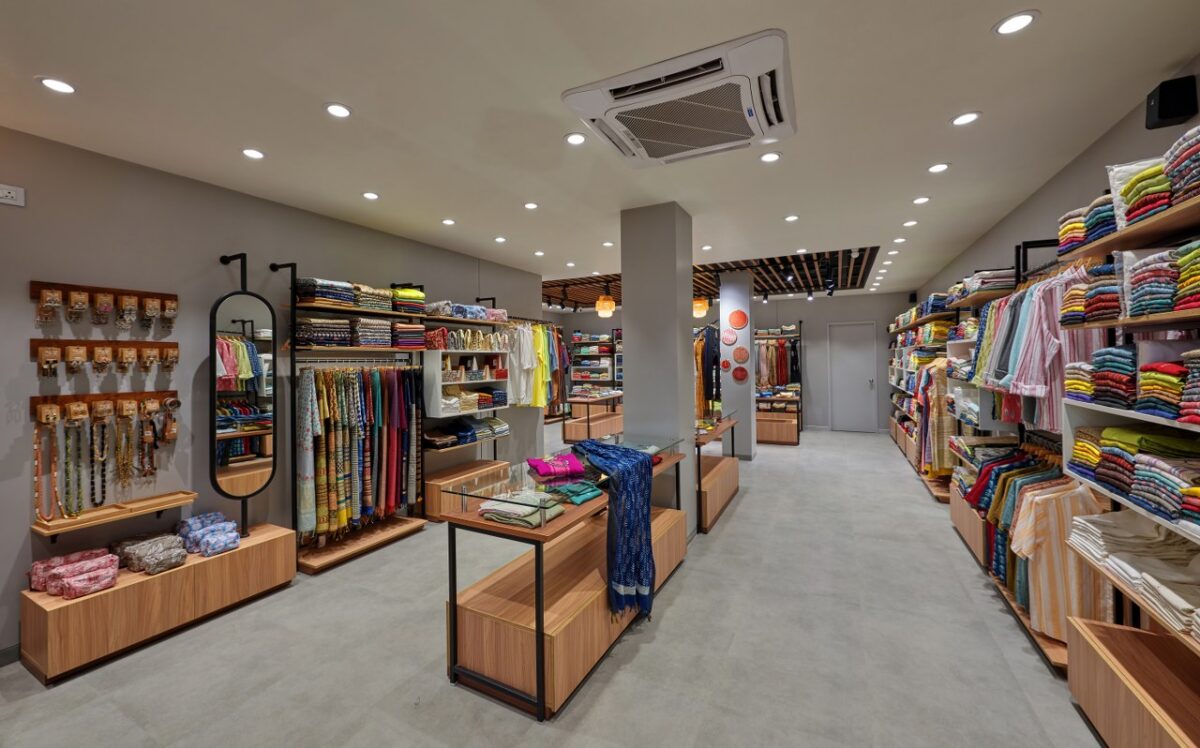 This Retail Store Design Embraces Earthy Palette in the City of Mumbai ...