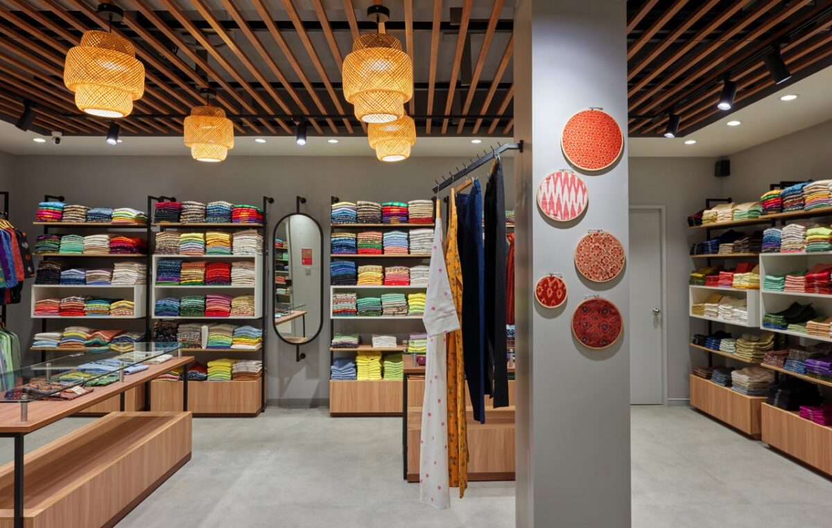 This Retail Store Design Embraces Earthy Palette in the City of Mumbai ...