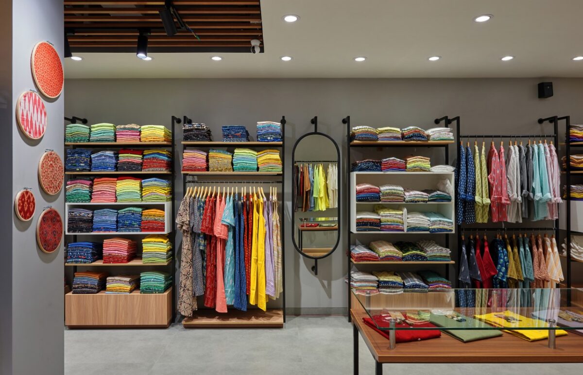 This Retail Store Design Embraces Earthy Palette in the City of Mumbai ...