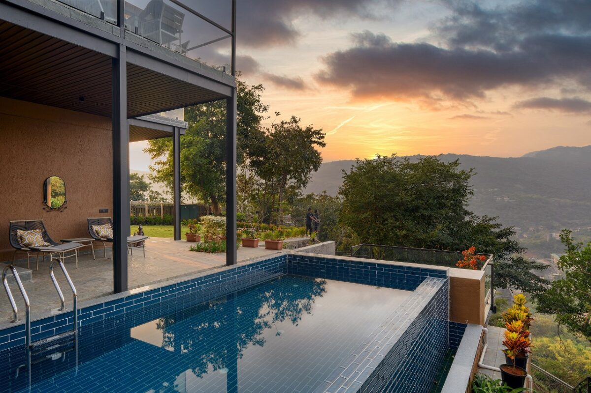 This Rustic Retreat is Inviting, Cozy and Environmentally Conscious ...