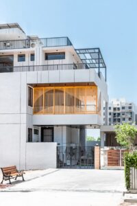 This Six Bedroom House Design Offers an Experience That is Refined ...