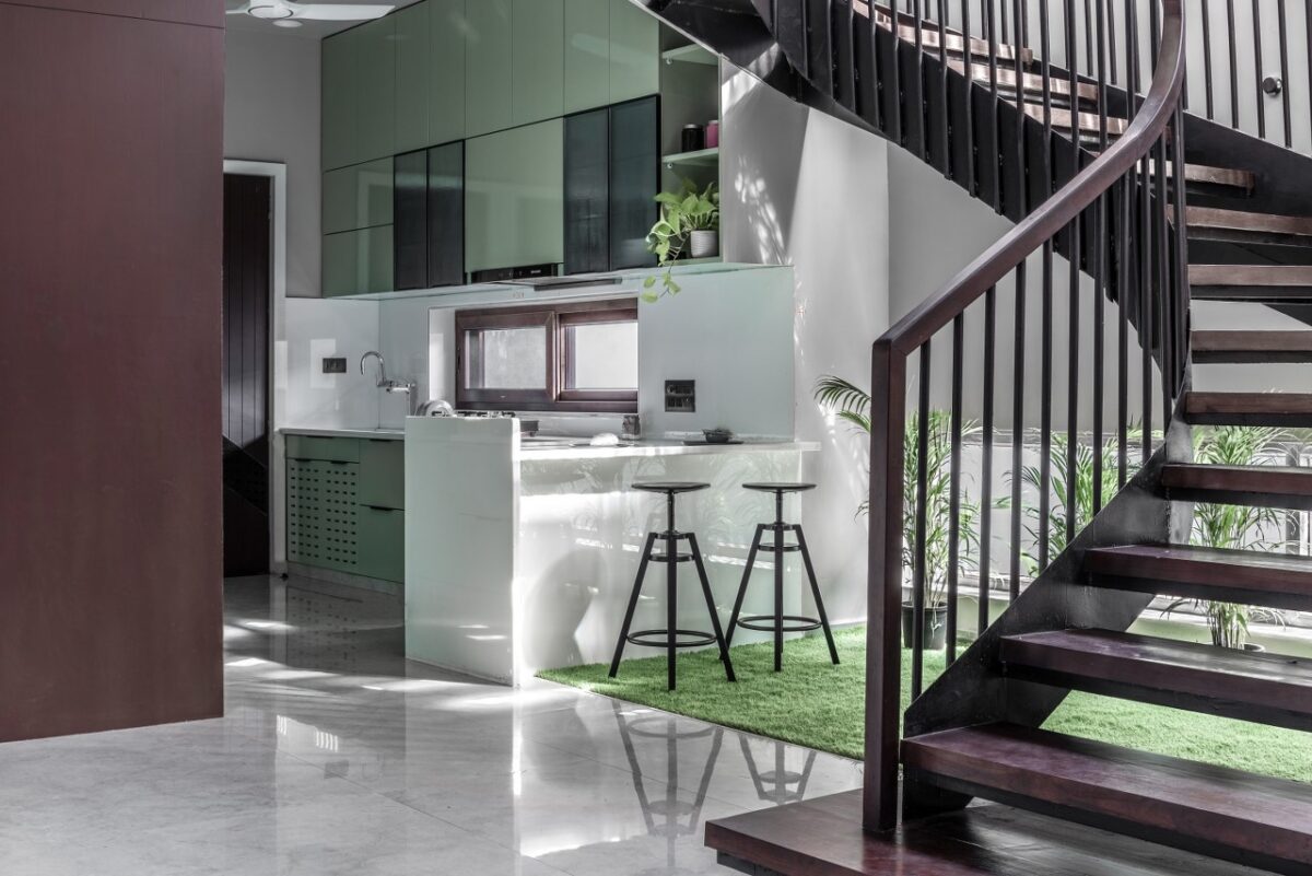 This Six Bedroom House Design Offers an Experience That is Refined ...