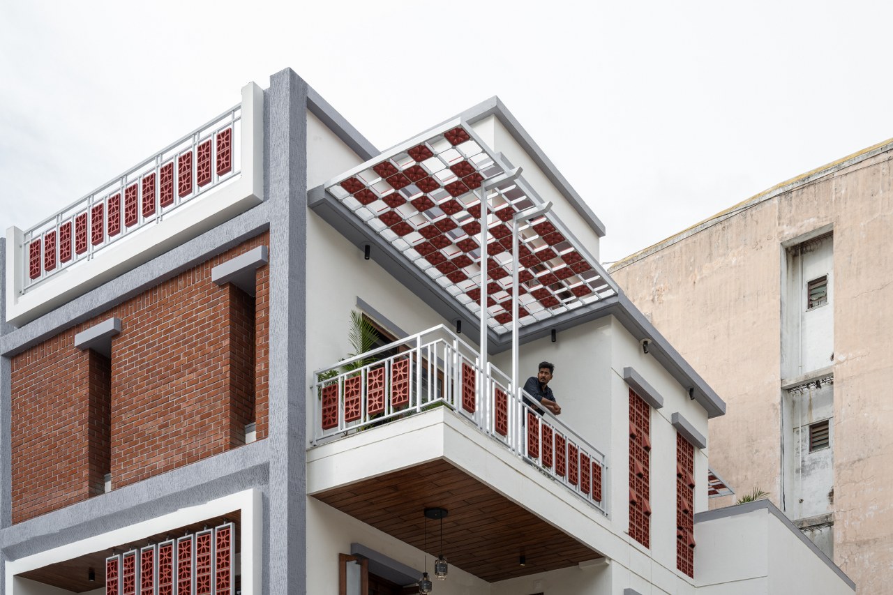A 3 BHK Modern, Spacious House that Fosters Positivity and Calmness ...