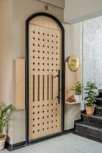 This Surat House Captures Breathtaking Views of the Skyline from the ...