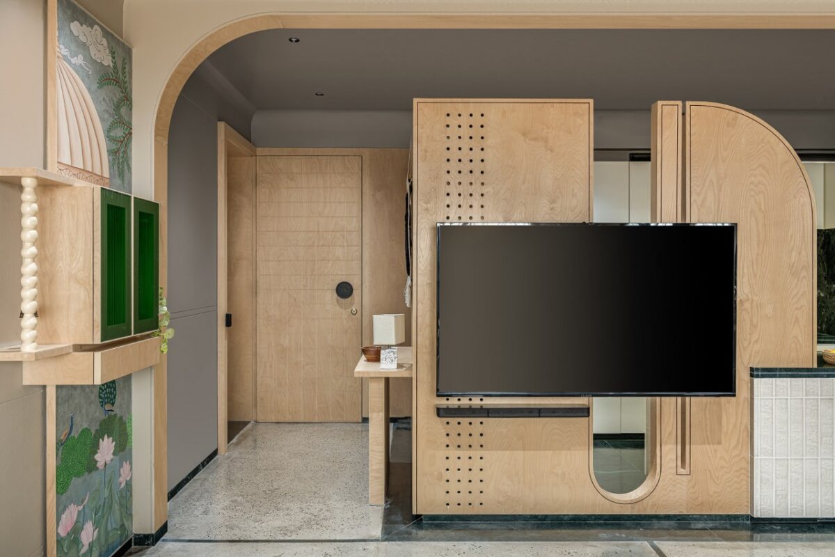 This Surat House Captures Breathtaking Views of the Skyline from the ...