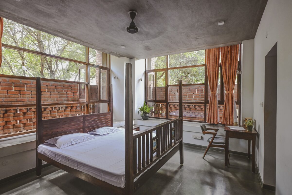 This Traditional House Design in Auroville was Designed for the Kalari ...