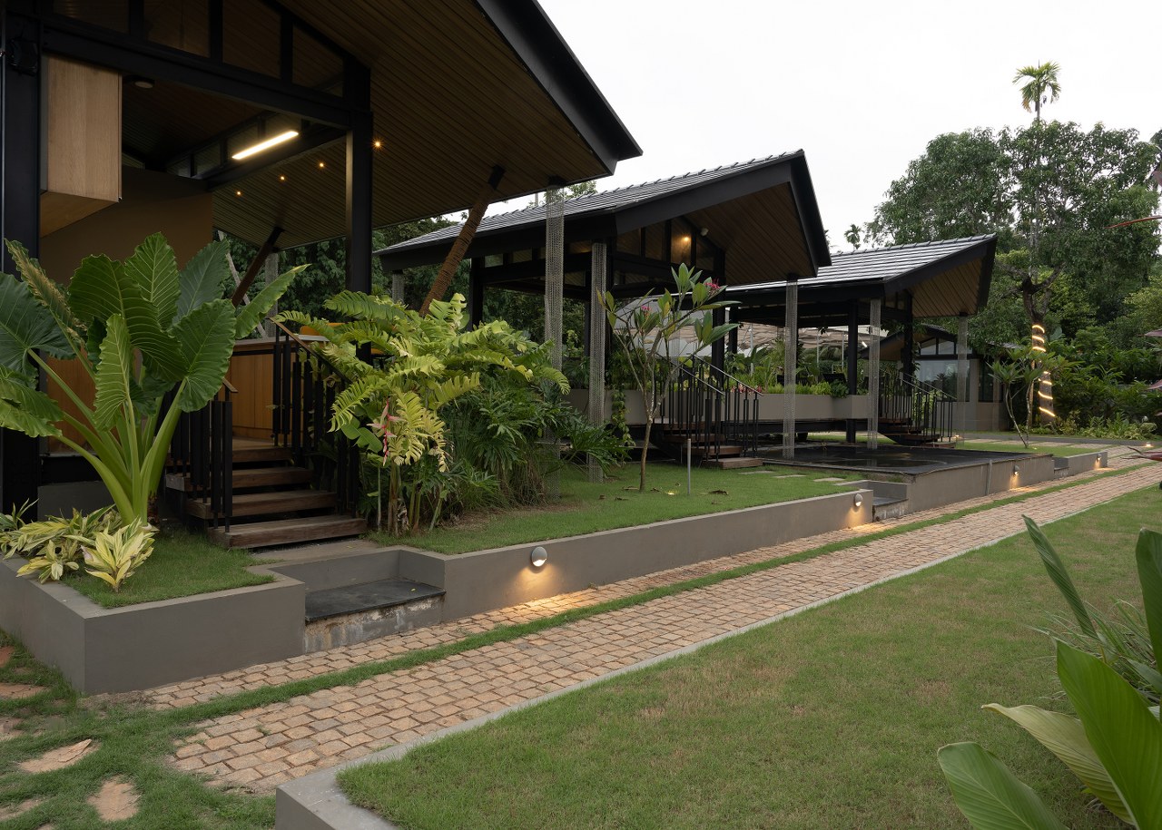 This Traditional Kerala House in Thrissur Frames the Verdant ...