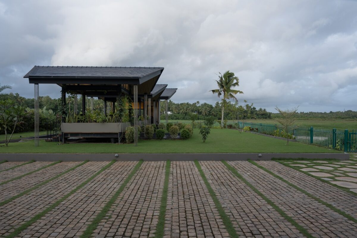 This Traditional Kerala House in Thrissur Frames the Verdant ...