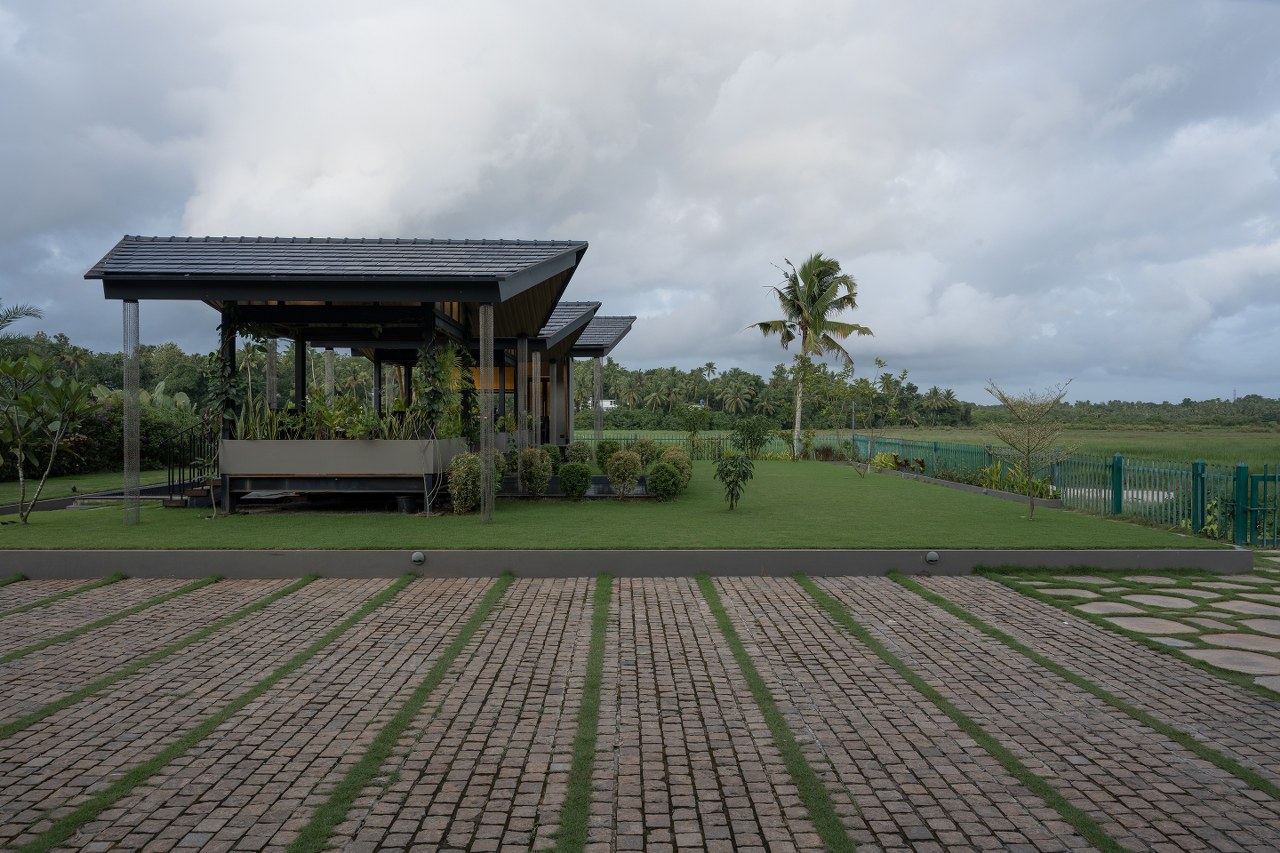 This Traditional Kerala House in Thrissur Frames the Verdant ...
