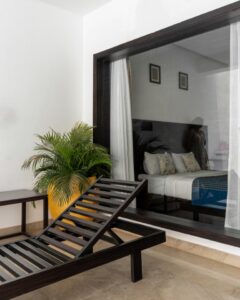 25 Room Luxury Villa Resort Seamlessly Blends With The Tropical Farm ...