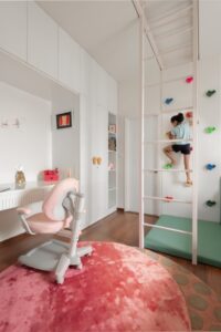 This 4000 sq ft Home Echoes a Fusion of Modernity and Indian Heritage | Concepto Studio