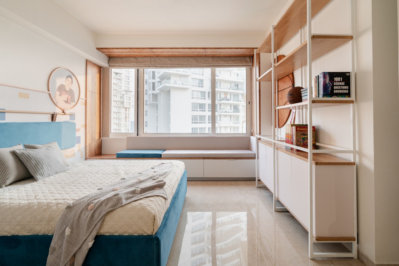 This Minimalist Flat is Modelled To Cater To The Diametrically Opposing ...