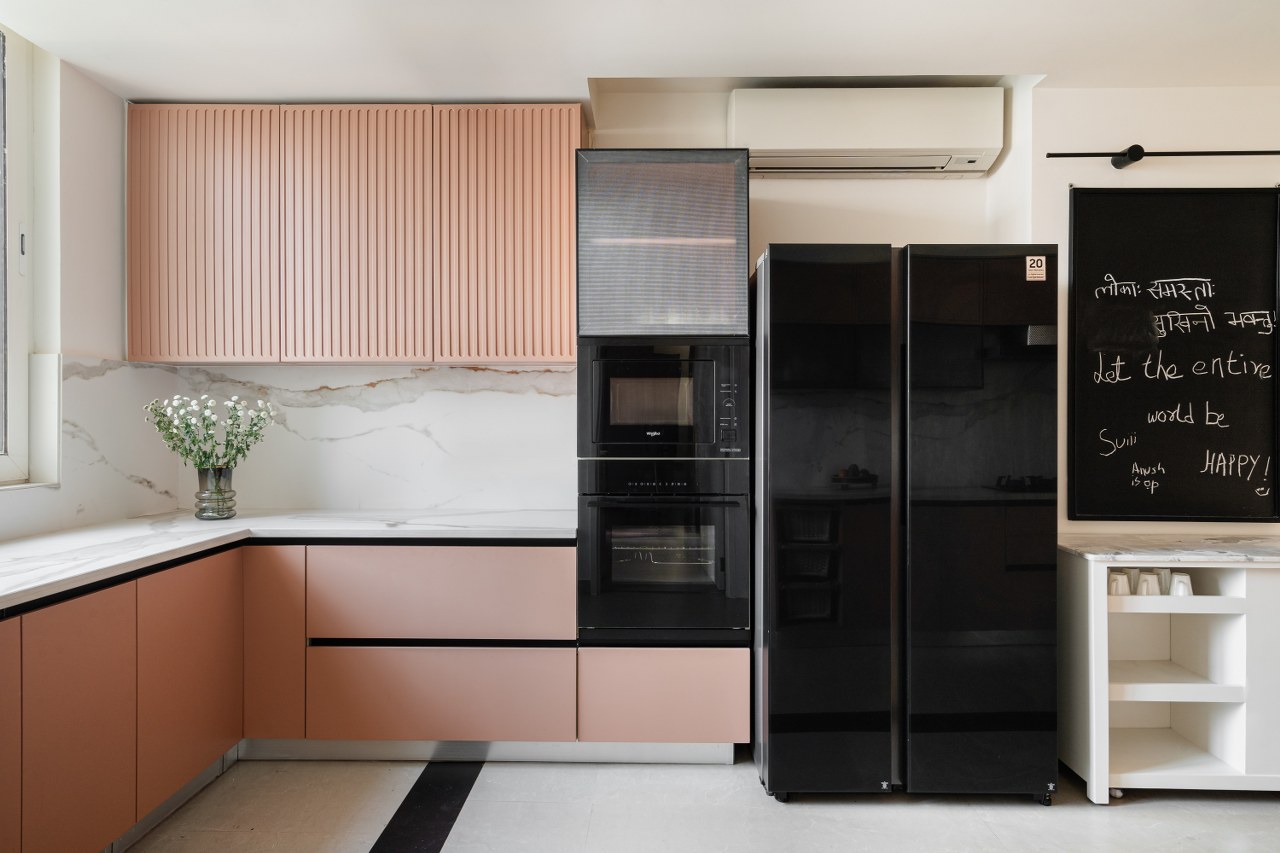 This Minimalist Flat is Modelled To Cater To The Diametrically Opposing ...