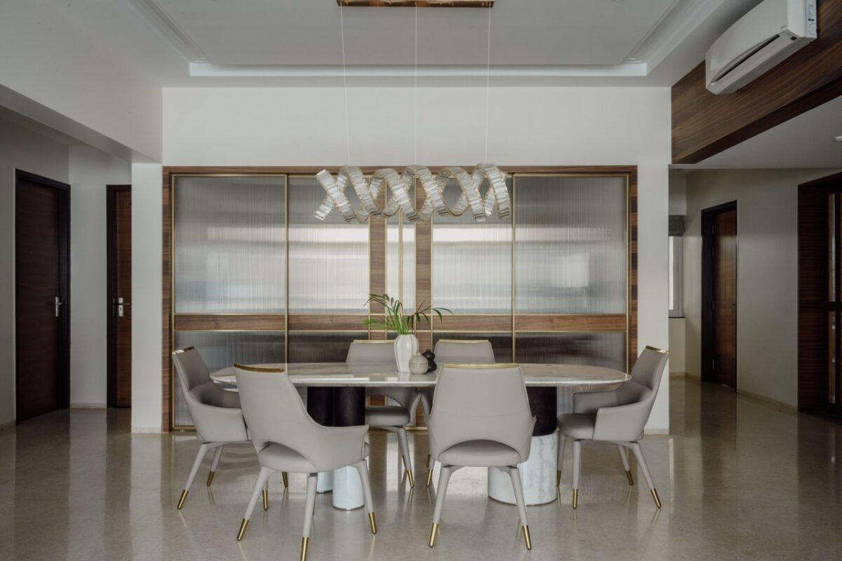 The Pune House Punctuates with Subtle Colour in a Foundation of ...