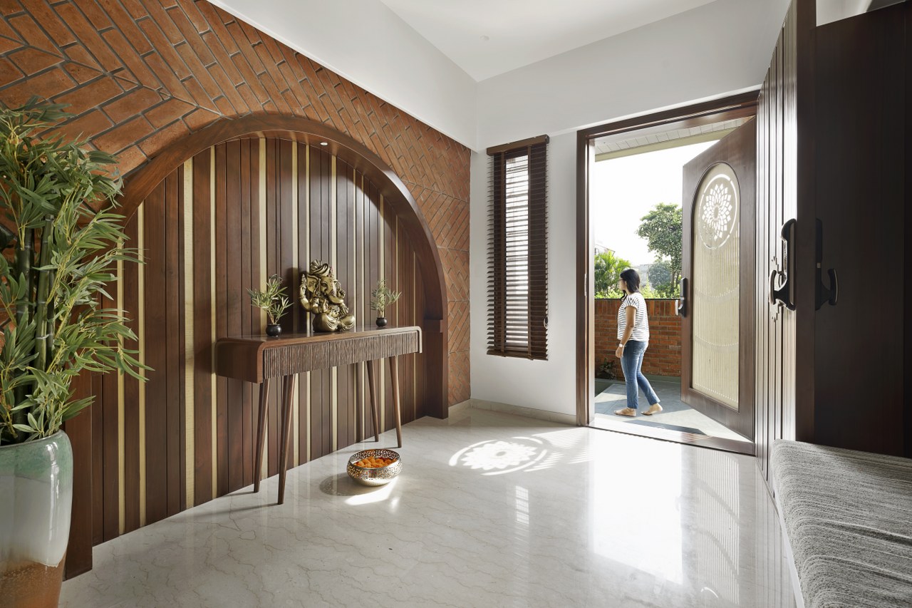 This Baroda House Brings Together Contemporary and Ethnic | JIHAN ...