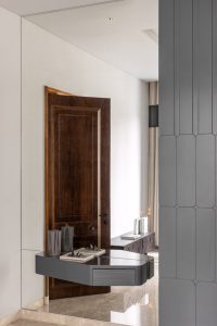 This Contemporary Luxury House Design Defies Norms and Sparks Curiosity ...