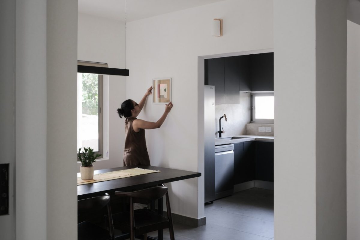 This Corner Plot House Plan Does not Compromise on Ventilation | The ...