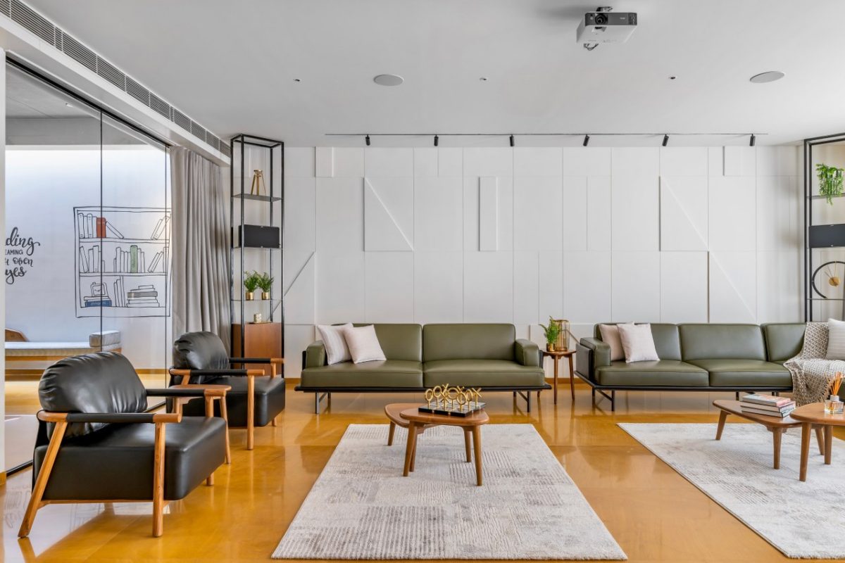 A Double Height Ceiling Home Reflects Art, Nature And Family Values ...