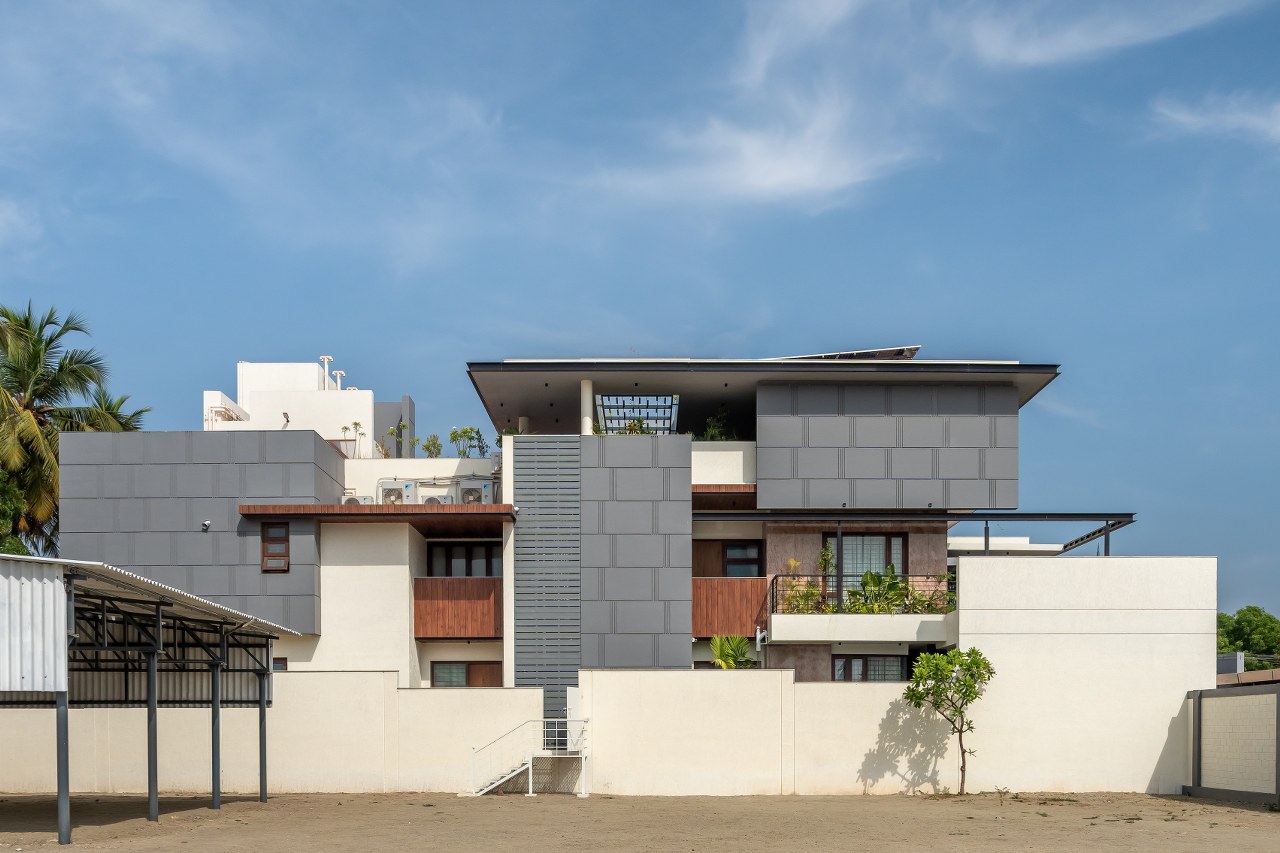 The Exterior of the Building Redefines Residences in an Urban Area ...