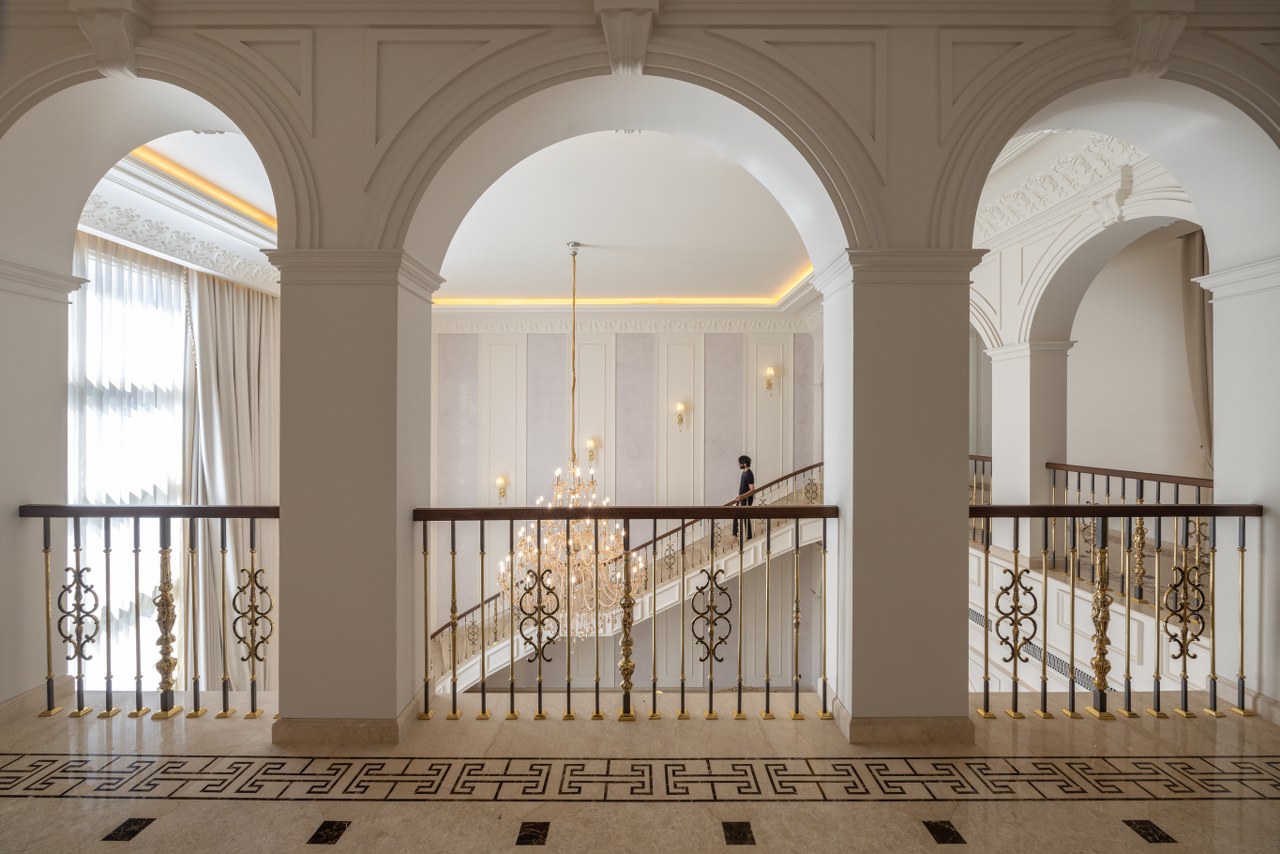 This Home Design in Punjab Radiates a Regal Charm | 23DC Architects