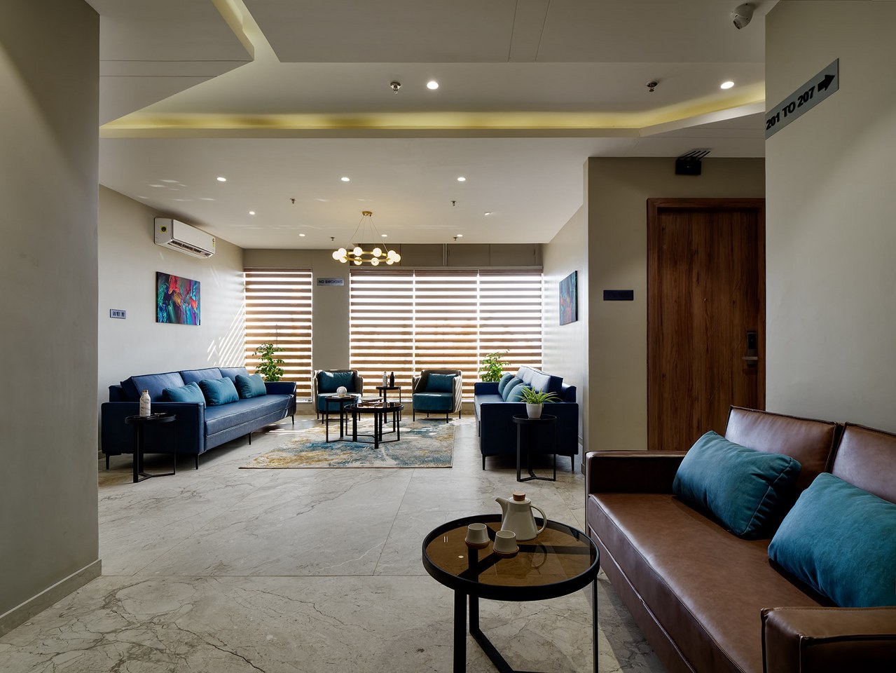 This Hotel Architecture Epitomizes a Synthesis of Modern Principles ...