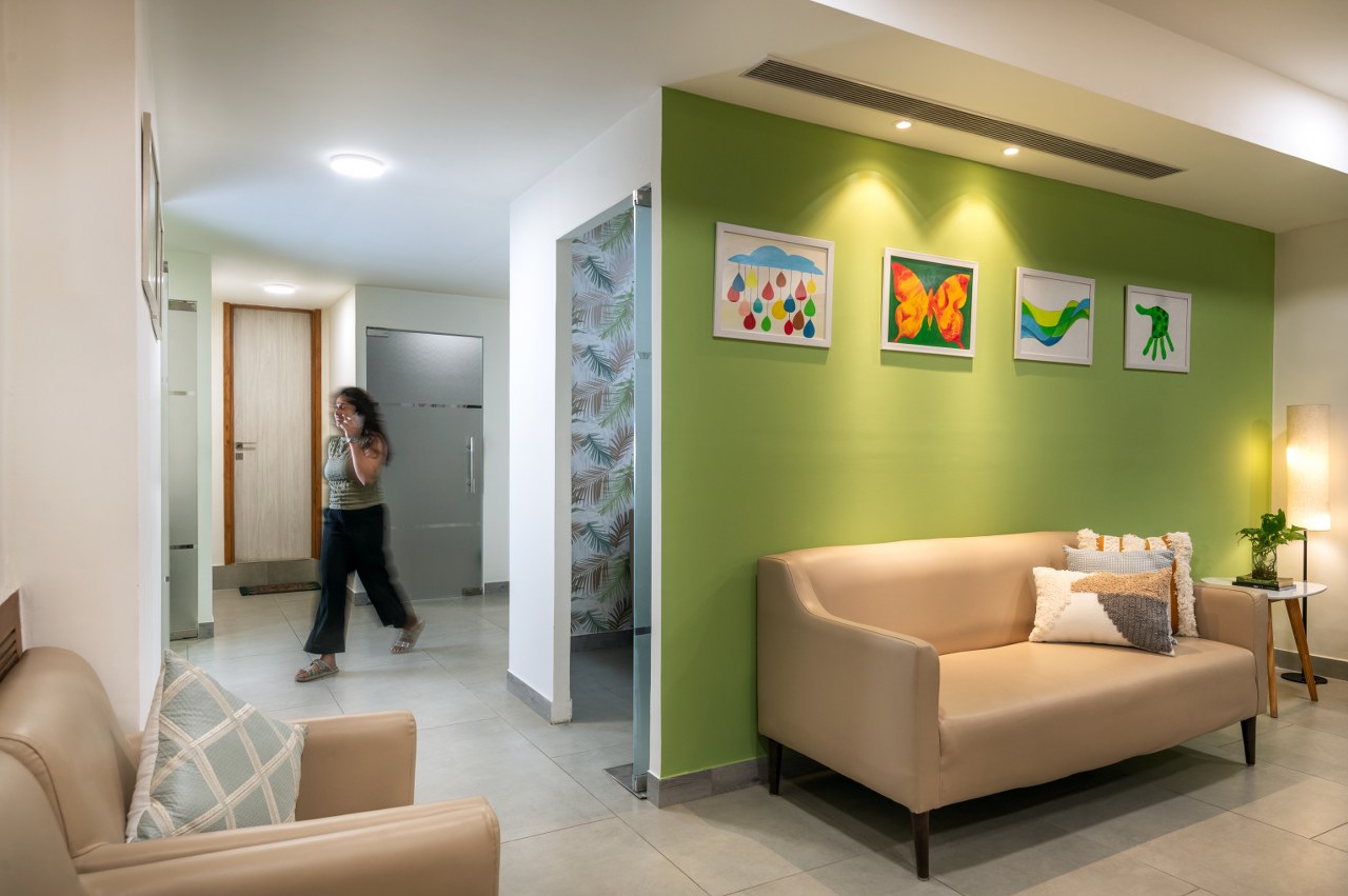 The Interior Design of This Psychological Clinic Creates An Environment ...