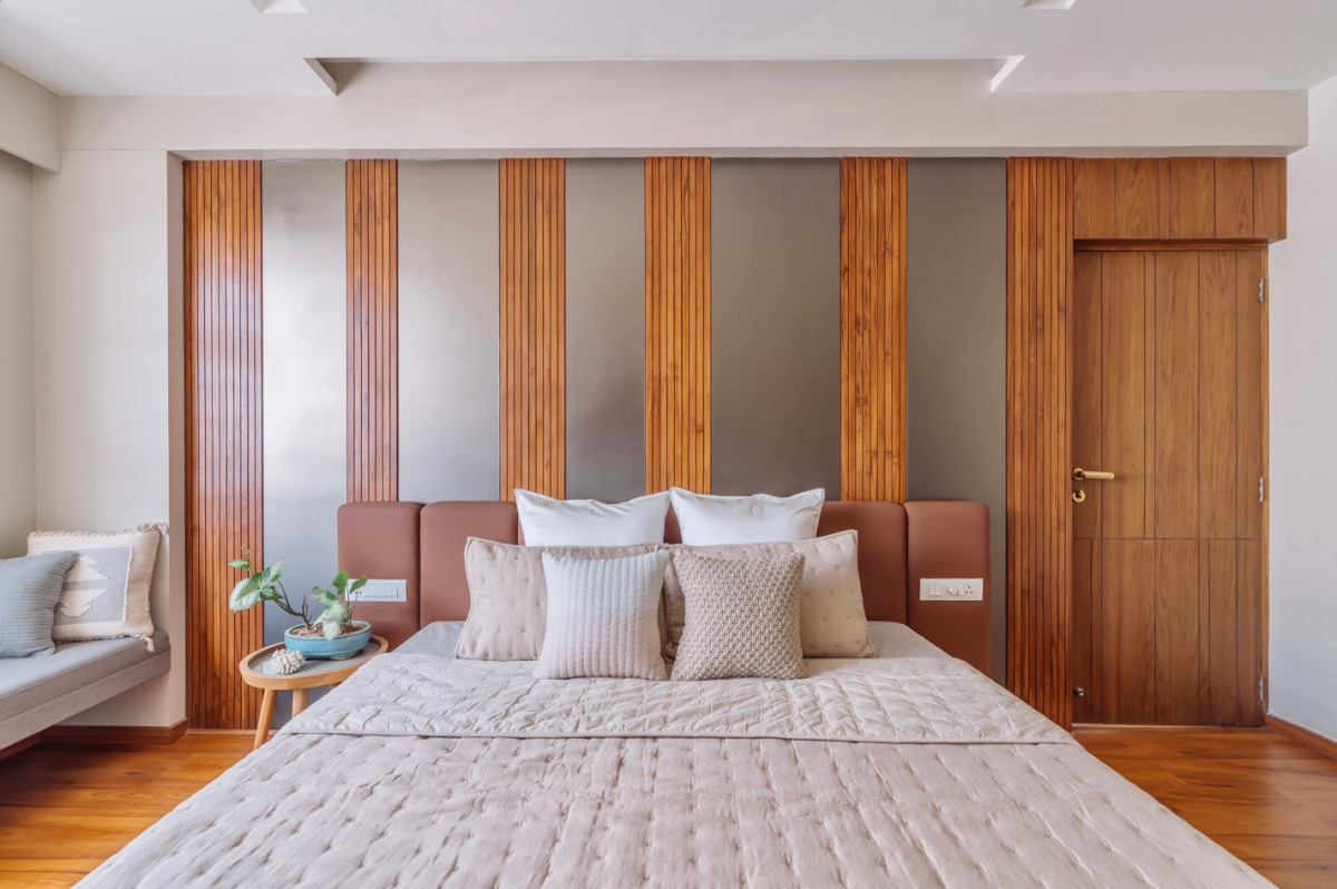 This Simple House Interior Design is a Fusion of Grandeur and Cosiness ...