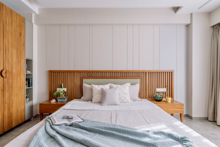 This Simple House Interior Design is a Fusion of Grandeur and Cosiness ...