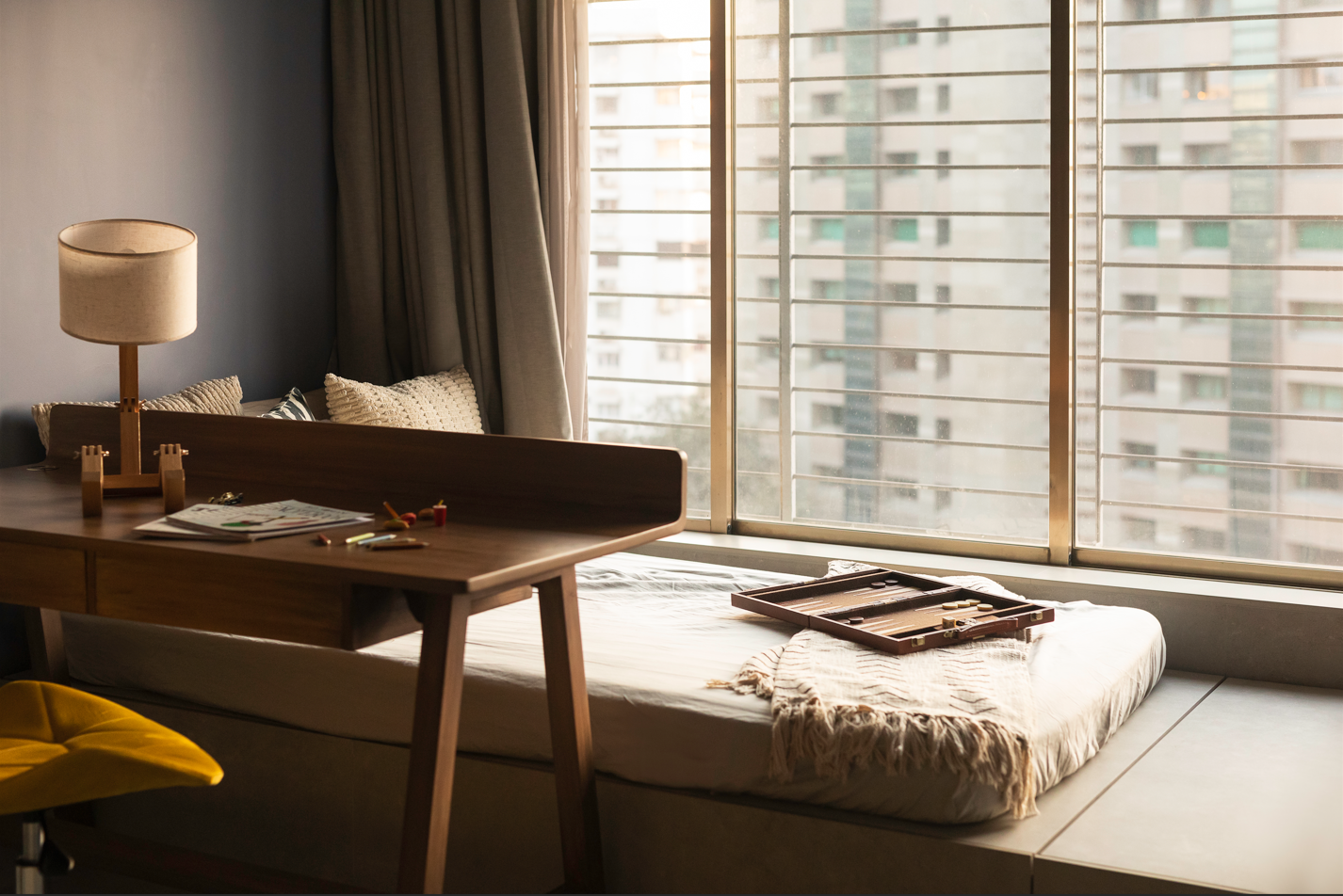 This 1600 sq ft House in South Mumbai Breathes A Dance of Simplicity ...