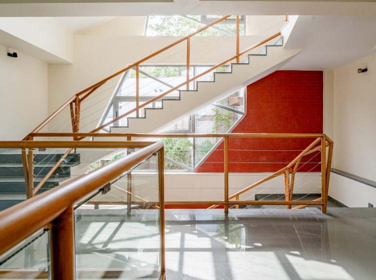 This 5000 Sqft Home Ensures That Each Living Space is Illuminated ...