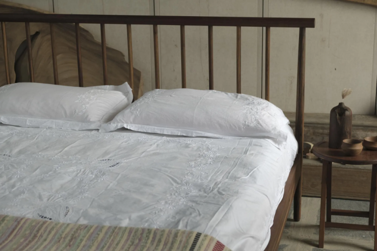 50 Stunning Bed Designs to Refresh Your Bedroom