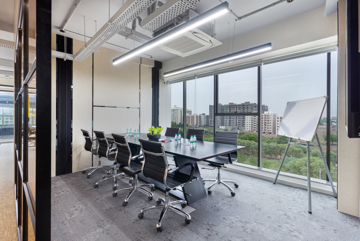 The IT Office Interior Design Creates a Dynamic and Cohesive ...