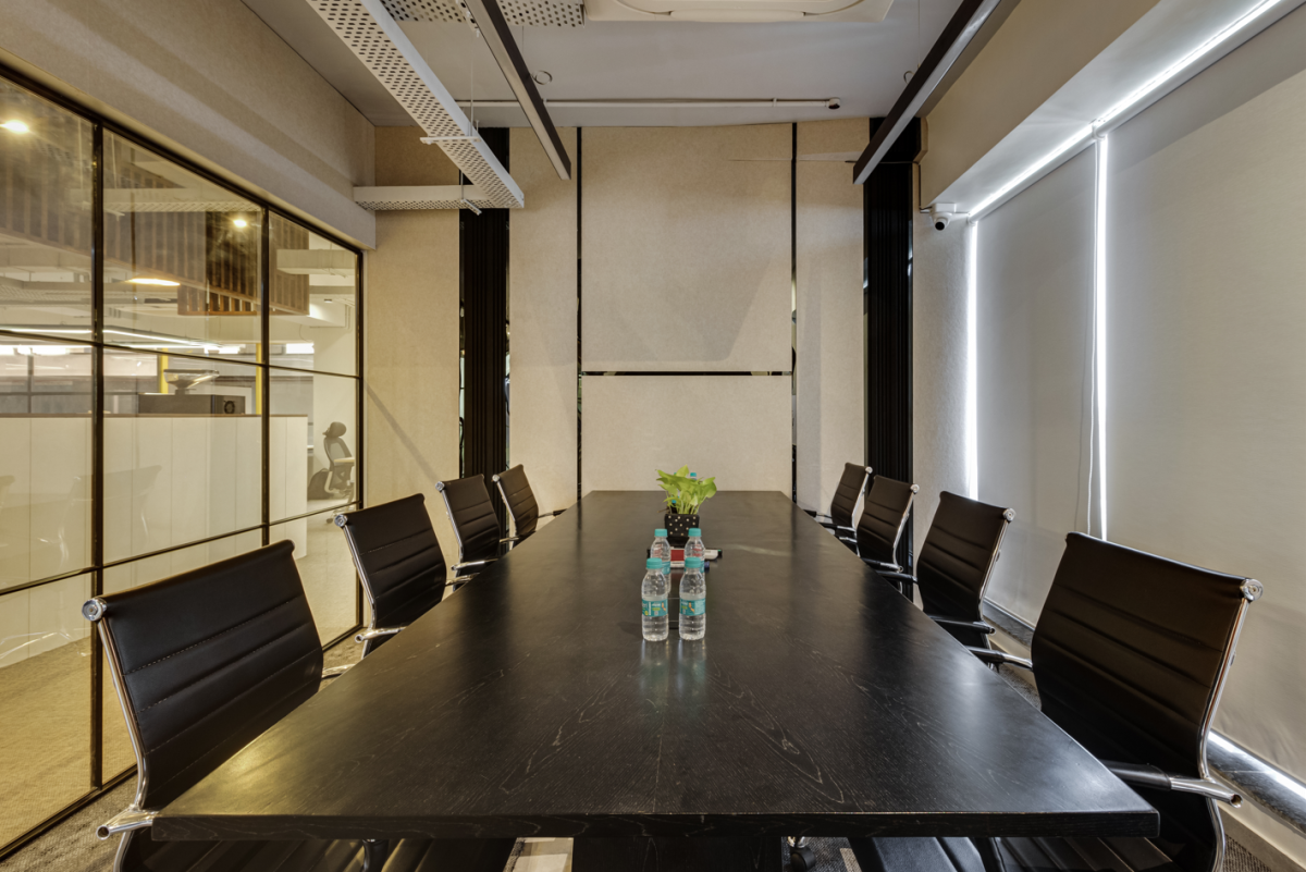 The IT Office Interior Design Creates a Dynamic and Cohesive ...