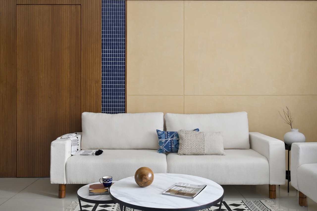 This Traditional Indian House Excludes the Charm of Nalukettu | R. Des ...