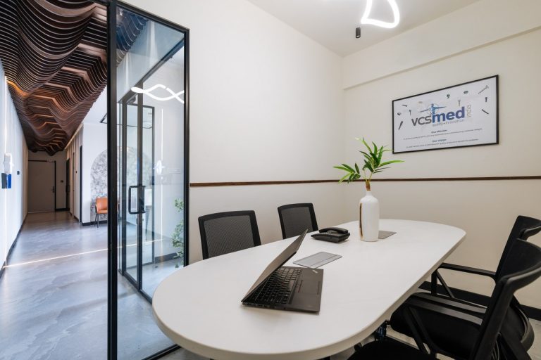 Architecture and Interior of the Office Revolves Around Versatility ...