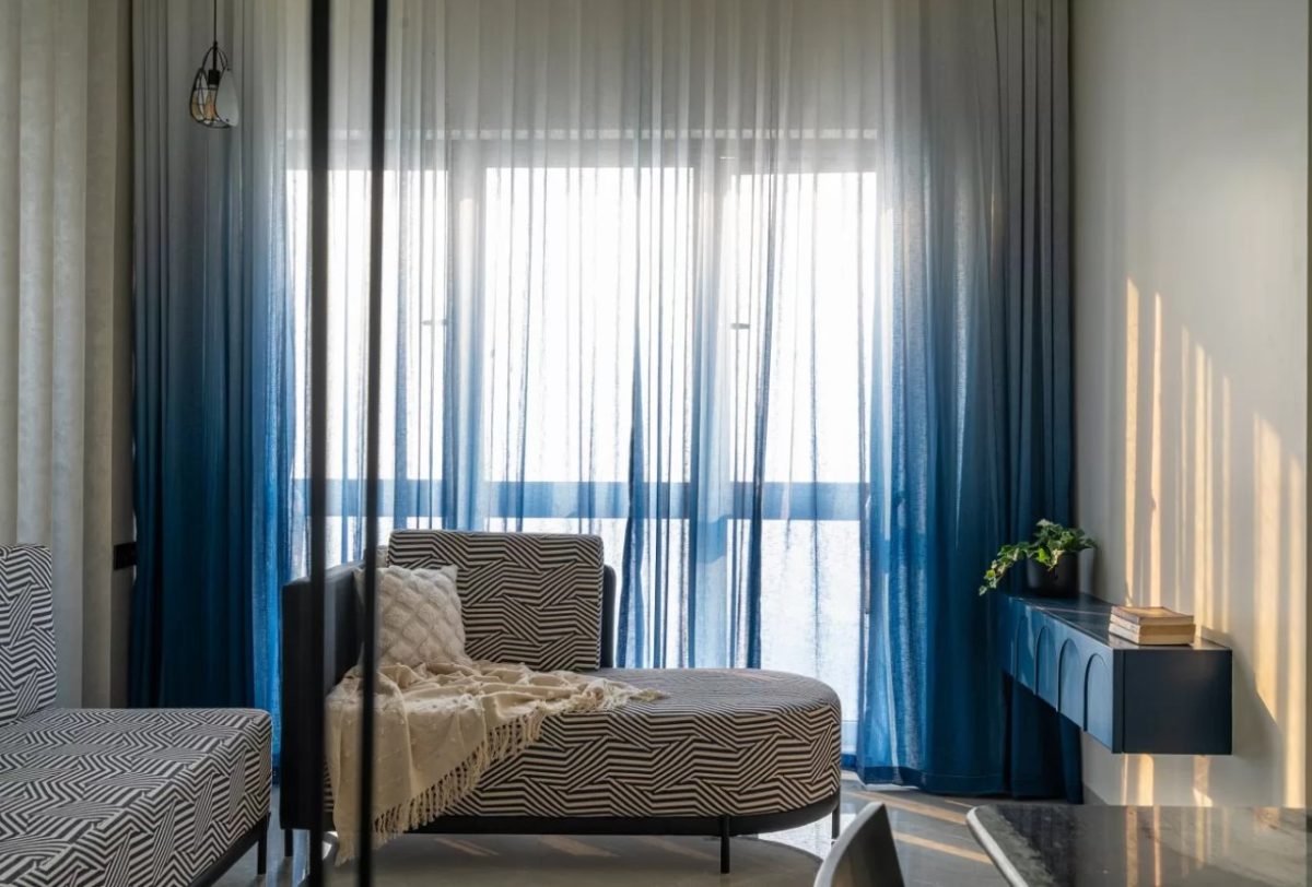 25 Captivating Living Room With Curtain Ideas