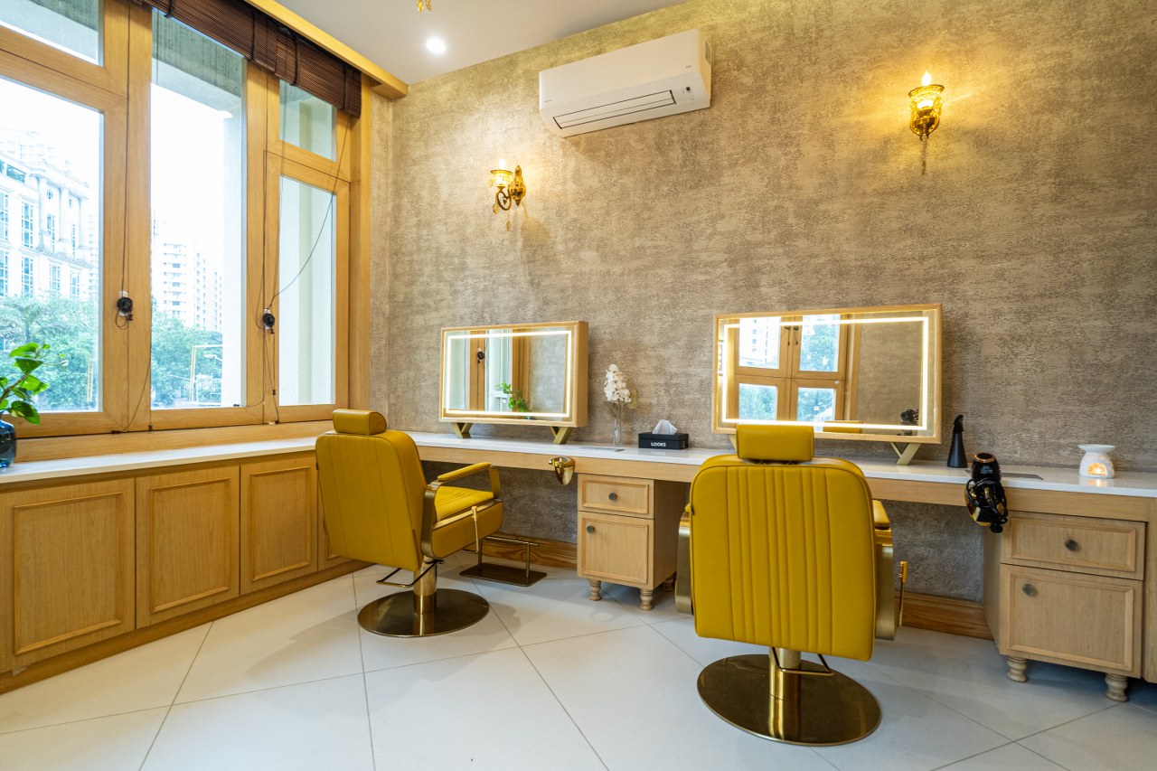 This Modern Salon is a Sanctuary of Luxury and Comfort | Studio Suba