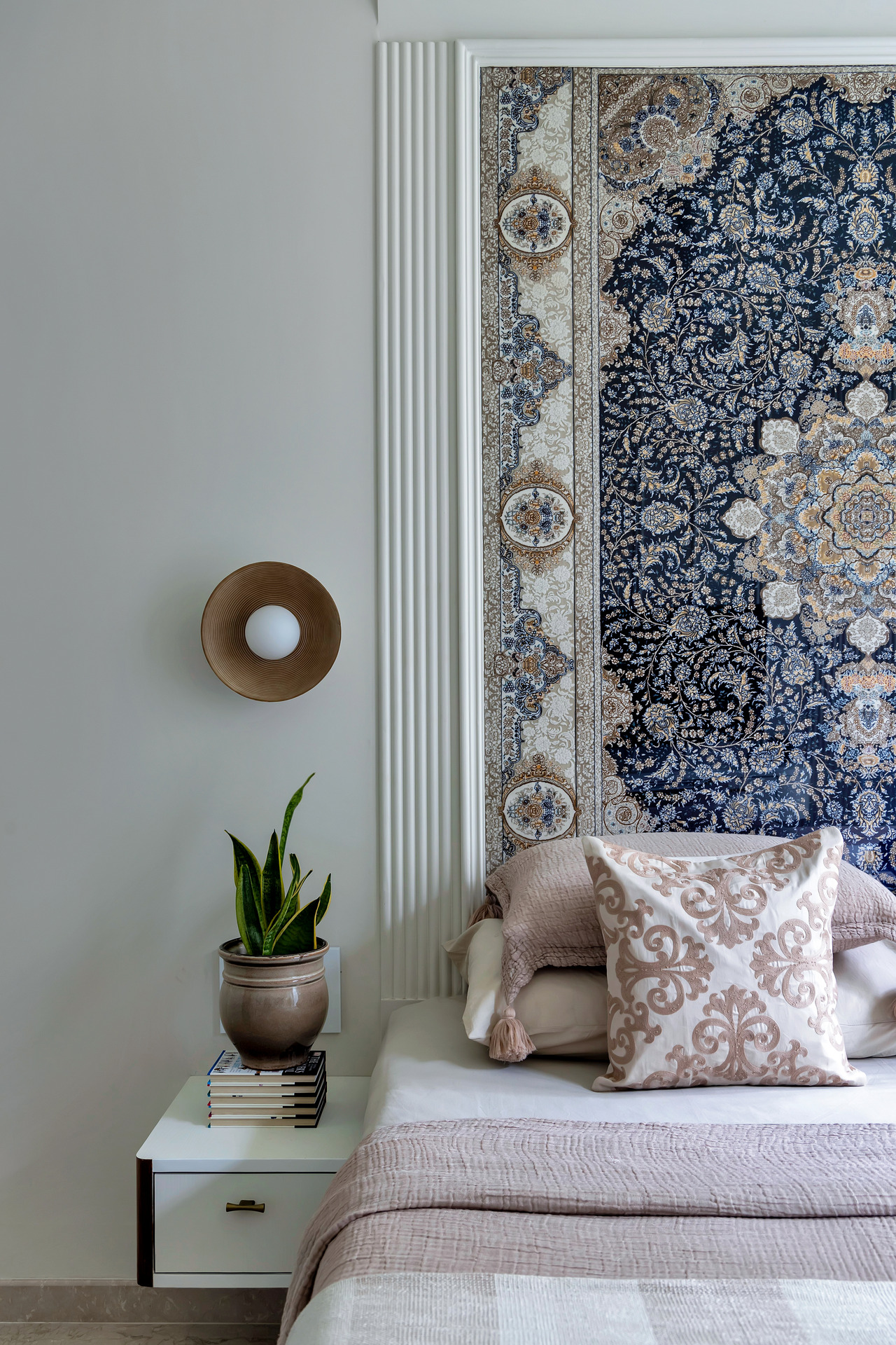 The Interiors Take Inspiration From Neoclassicism Architecture ...